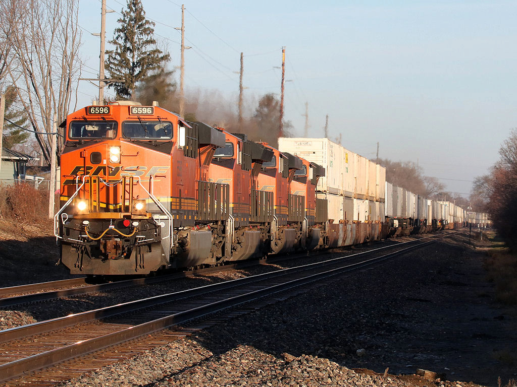 BNSF 6596